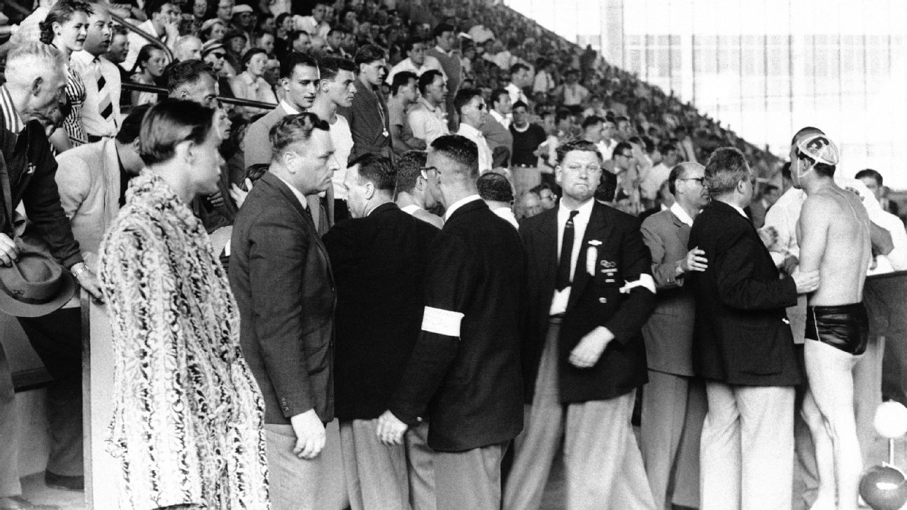 Olympic water polo champion Antal Bolvari dies at 86 - ESPN