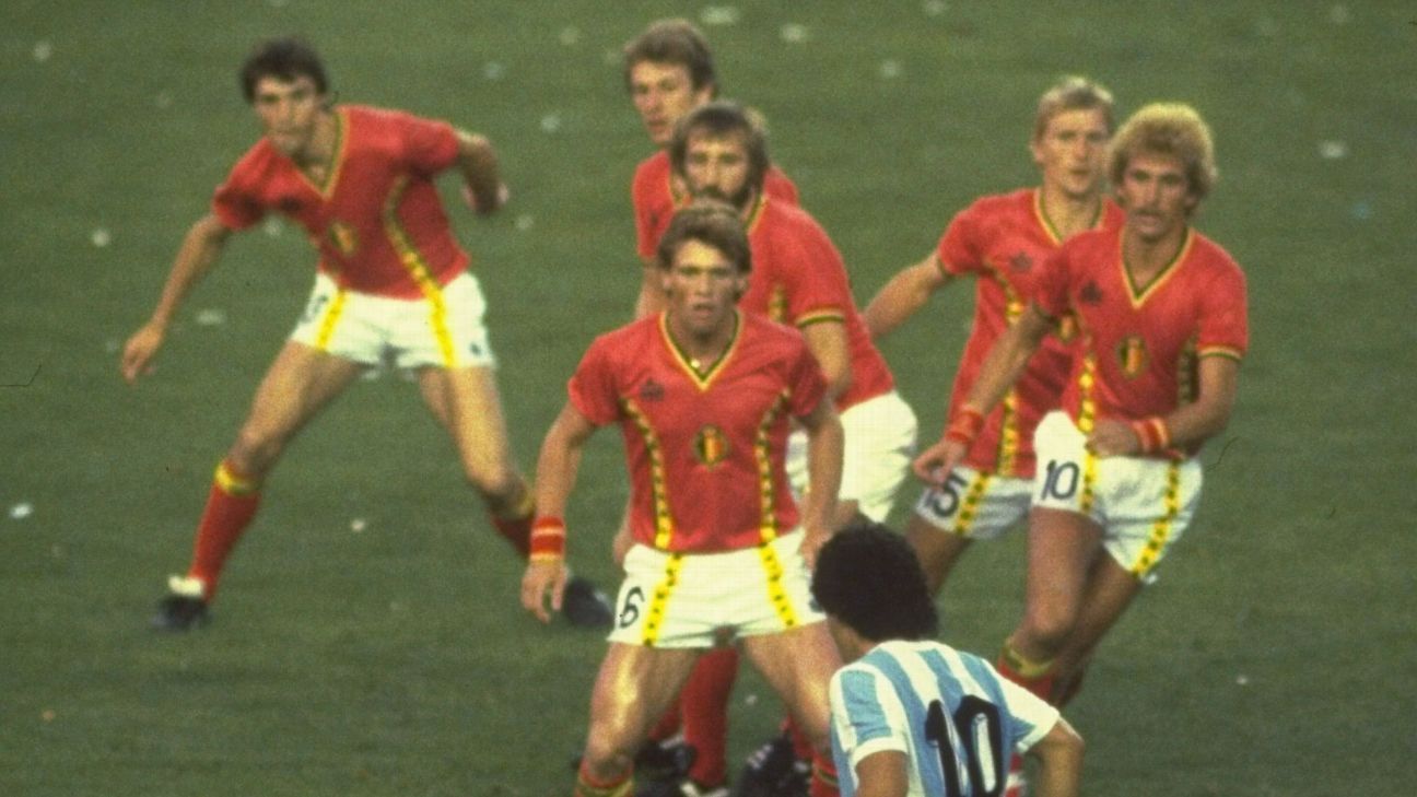 Five of the best football photos to celebrate World Photo Day - ESPN