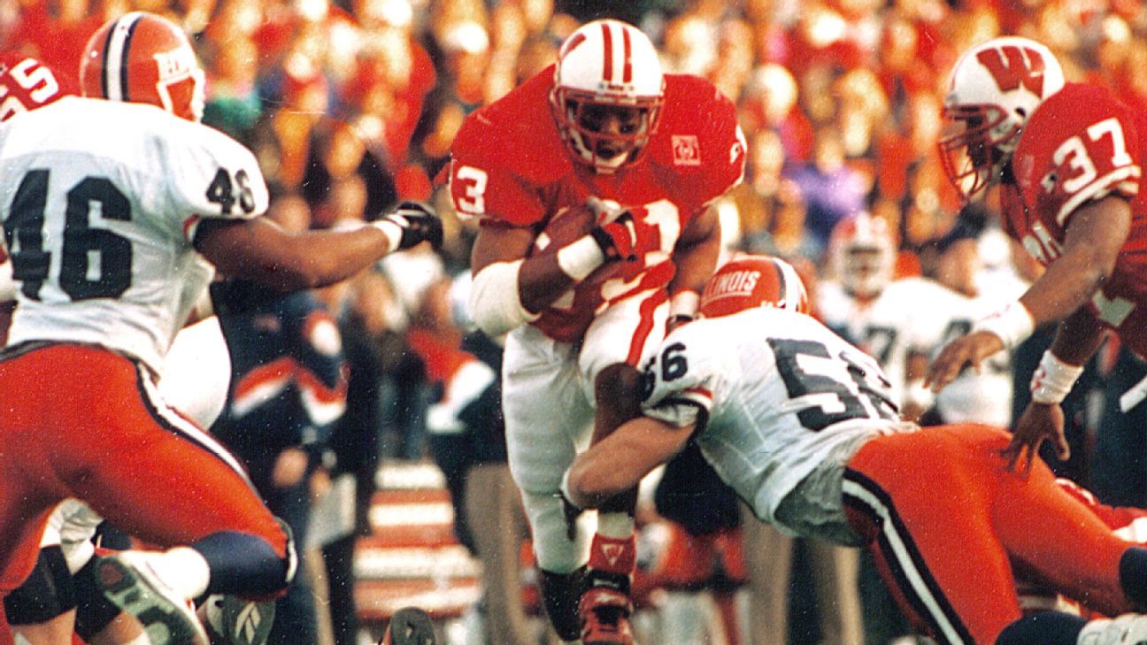 The story on how Wisconsin Badgers and Illinois Fighting Illini played ...