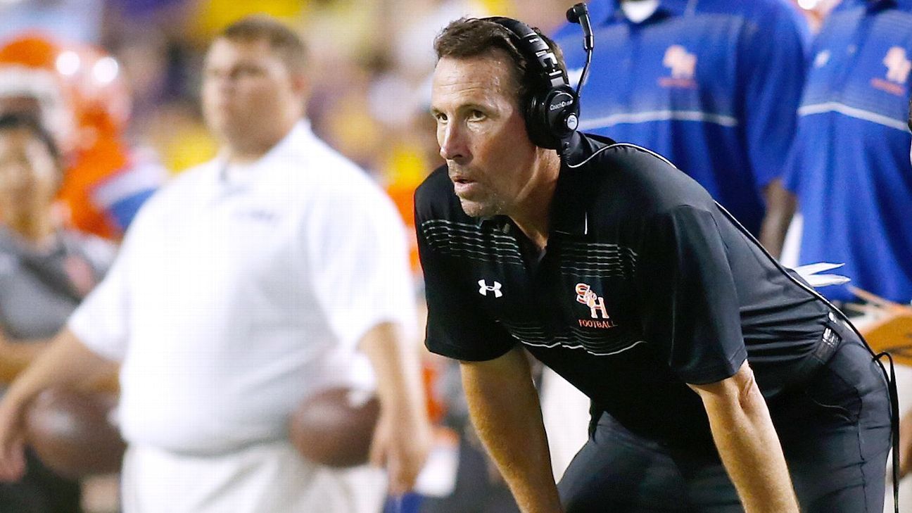 Sam Houston State Bearkats coach K.C. Keeler wins Eddie Robinson Award ...