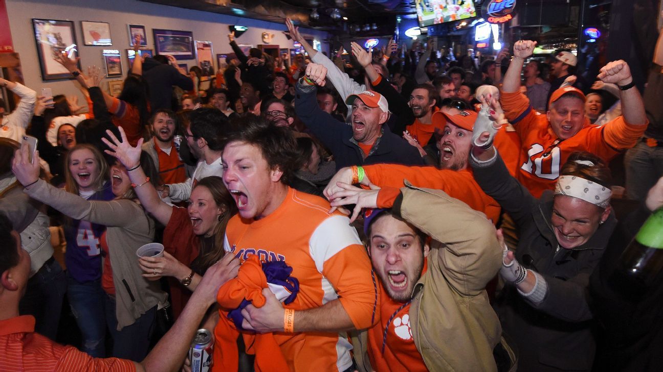Tigers fans celebrate title in Clemson, S.C. - ESPN