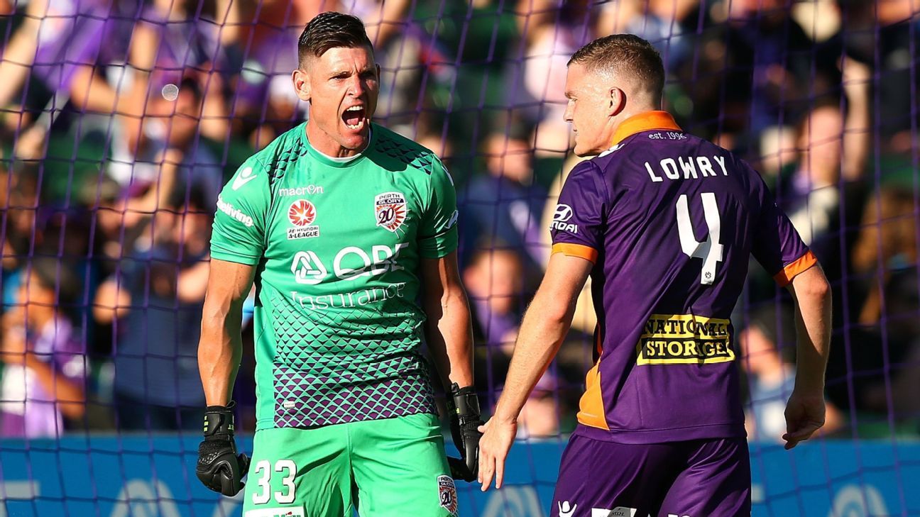 Kenny Lowe dubs Perth Glory goalkeeper Liam Reddy as 'Peter Pan' - ESPN