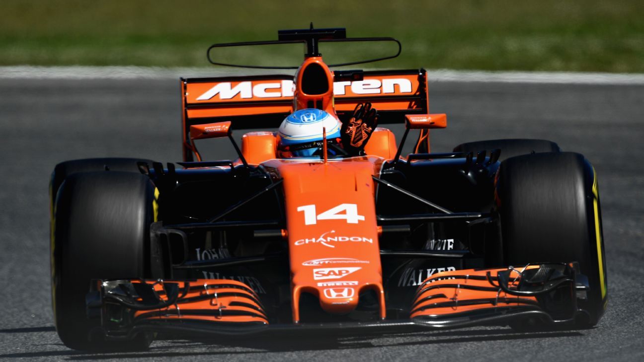 Fernando Alonso labels stunning P7 'a gift' for McLaren - ESPN