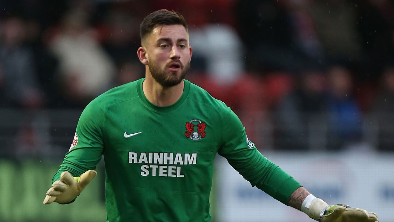 Sydney FC signs Alex Cisak in talks with Luke Wilkshire - ESPN