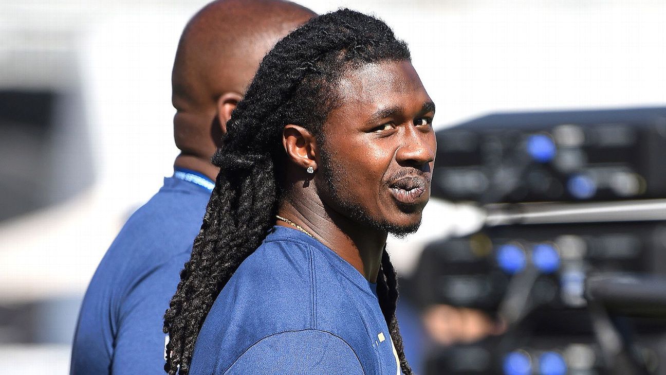 Sammy Watkins of Los Angeles Rams quick to impress starting quarterback ...