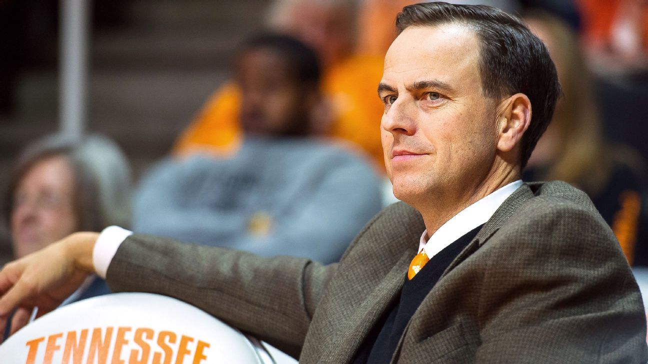 Tennessee, former AD John Currie agree to $2.5 million settlement - ESPN