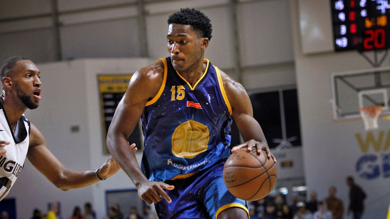 Golden State Warriors pick up option on Damian Jones - ESPN