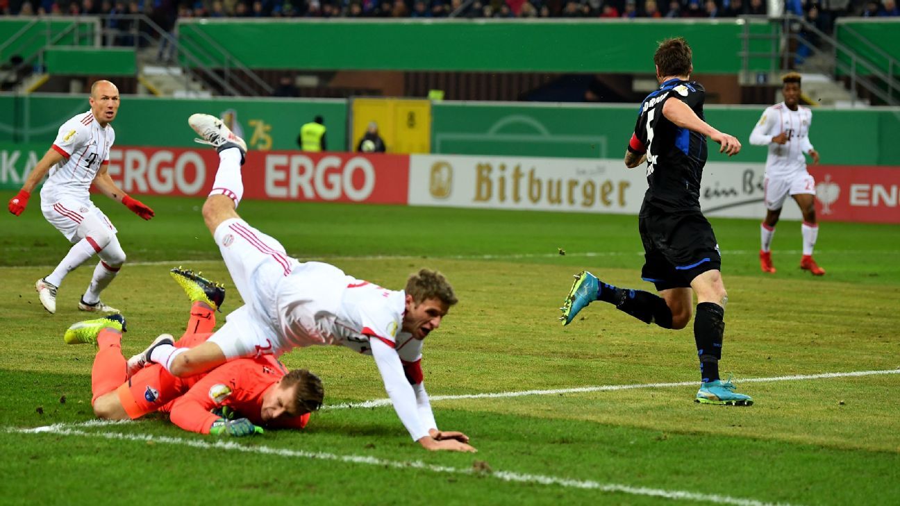 Thomas Muller suffers bruised thigh in Bayern Munich's win - ESPN