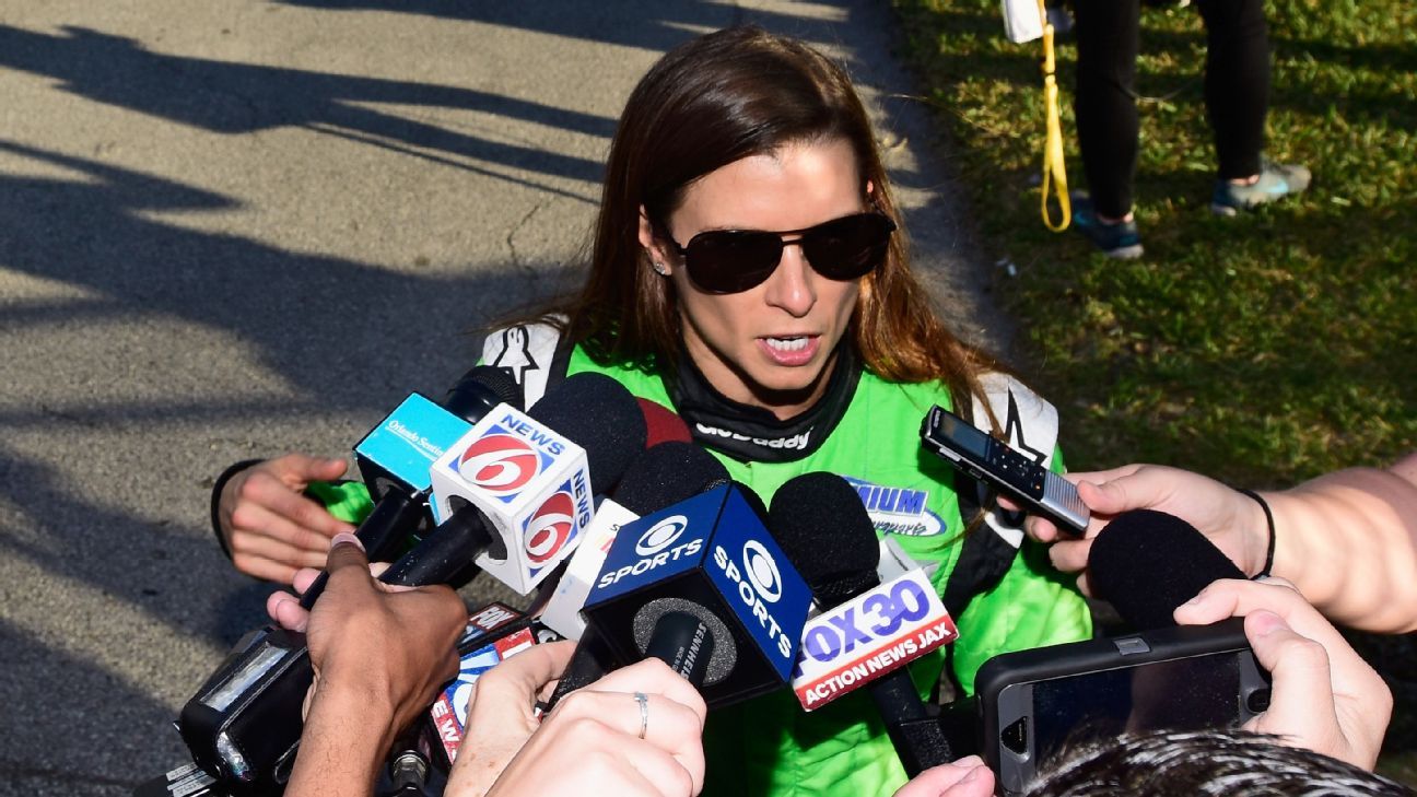 An emotional Danica Patrick bids farewell to NASCAR - ESPN