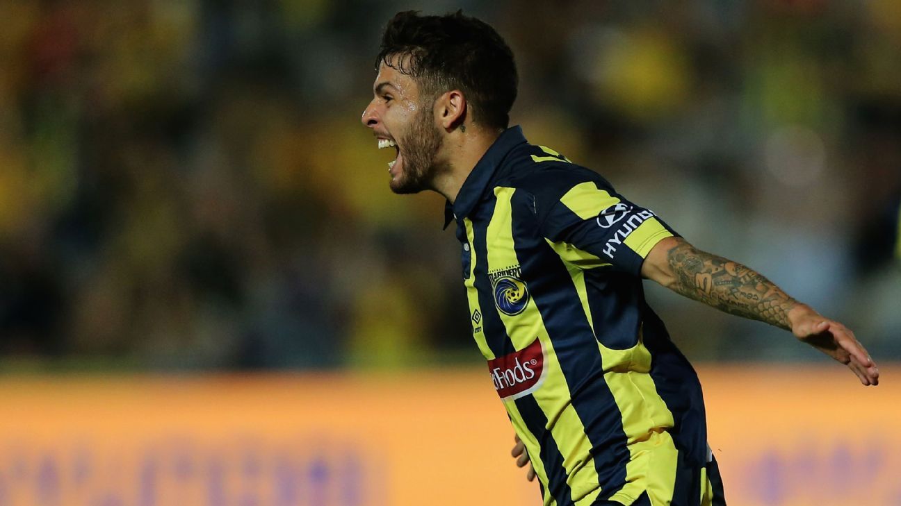 Daniel De Silva joins Sydney FC on loan from Central Coast Mariners - ESPN