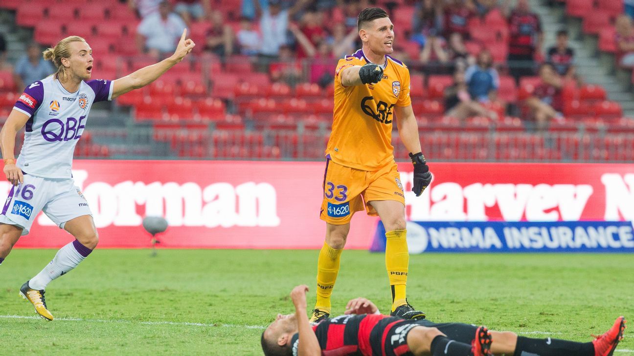 Kenny Lowe incensed by Jaushua Sotirio 'dive' vs. Perth Glory - ESPN