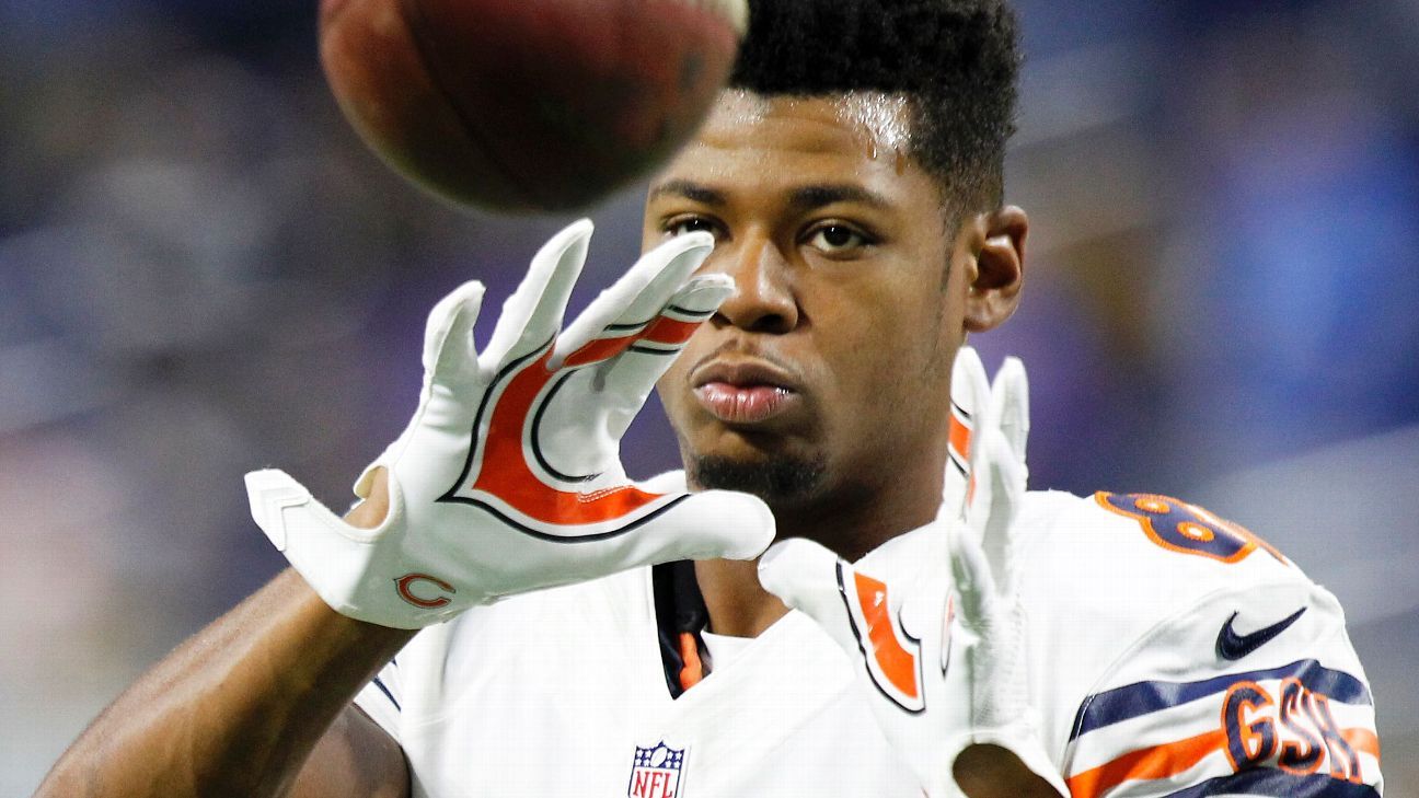 El agente libre restringido Cameron Meredith firma oferta por dos años ...