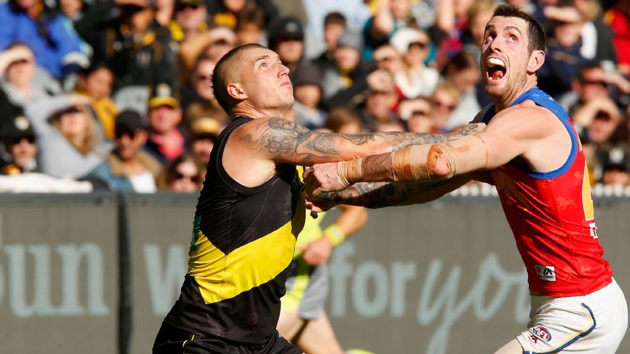 Dusty kicks six as Tigers maul limp Lions - ESPN