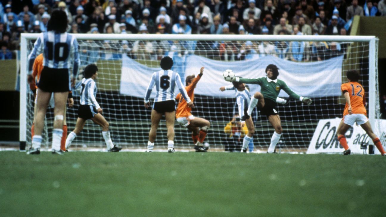 Ubaldo Matildo Fillol: el guardián del alma que voló para la gloria ...