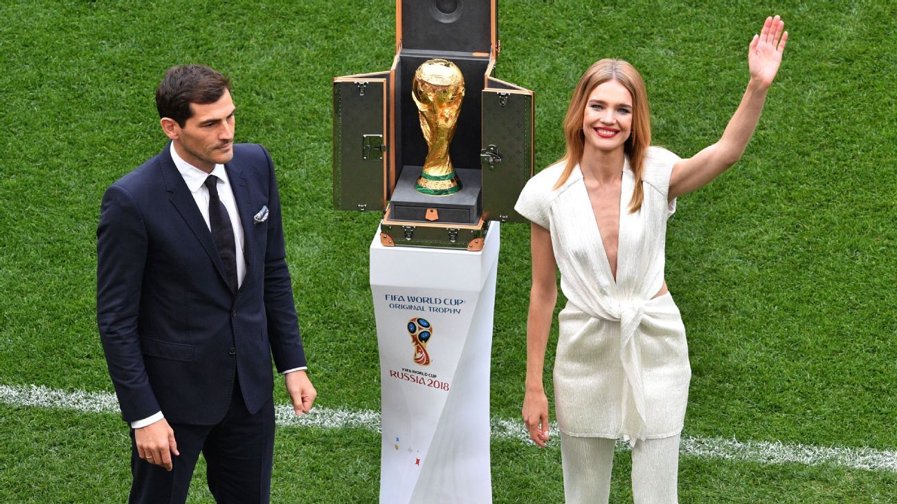 World Cup starts with glitzy opening ceremony and a middle finger - ESPN