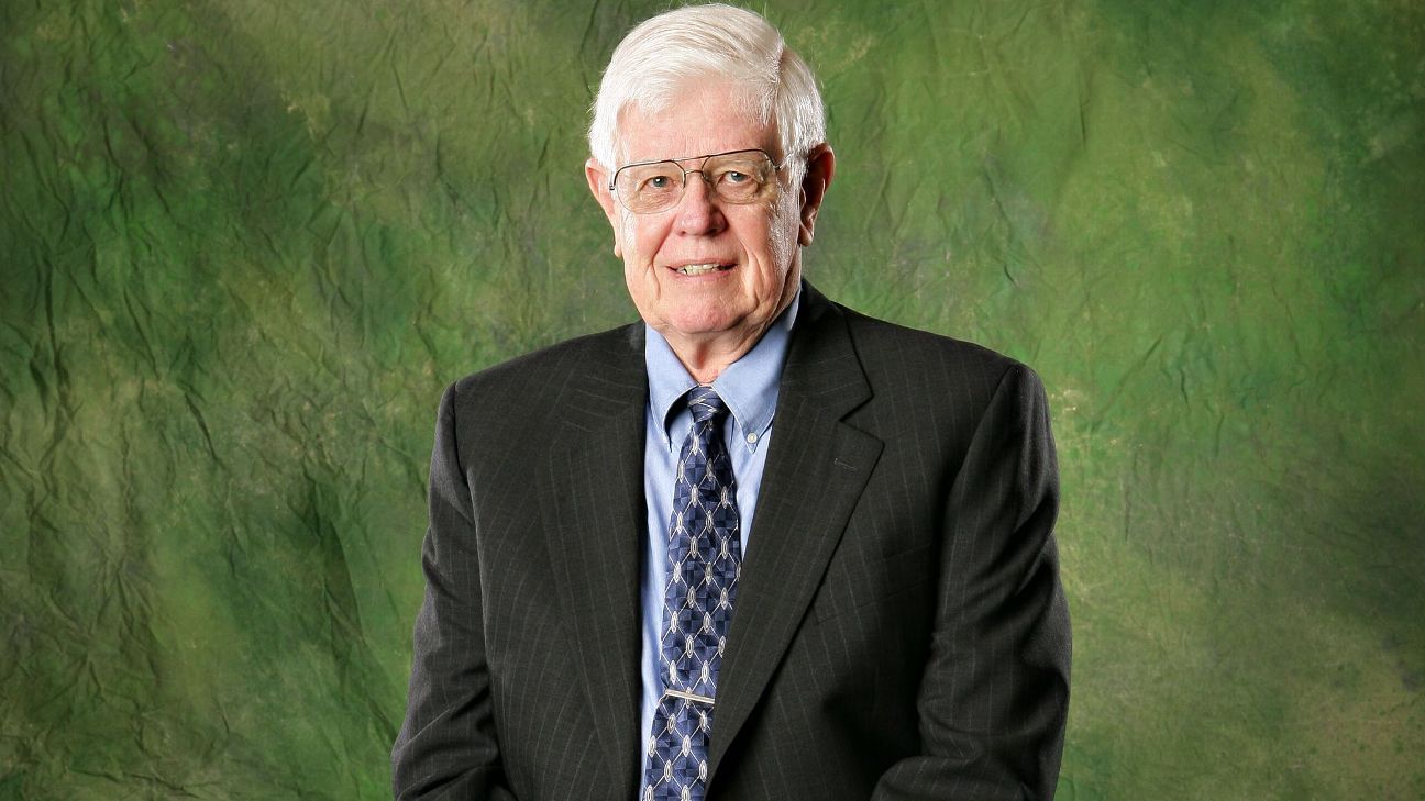 Former Kentucky, Celtics standout Frank Ramsey dies at 86 - ESPN