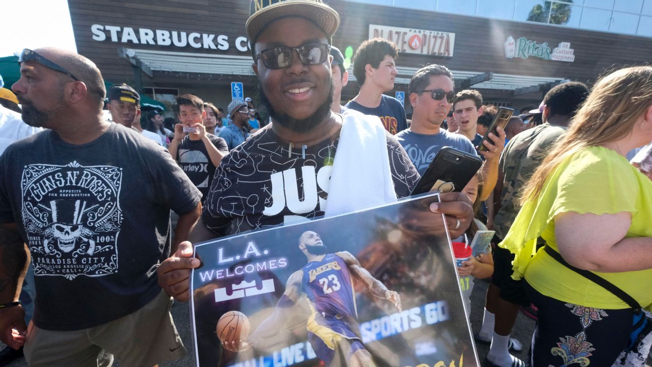 Mural de LeBron James em Los Angeles é coberto após vandalismo - ESPN