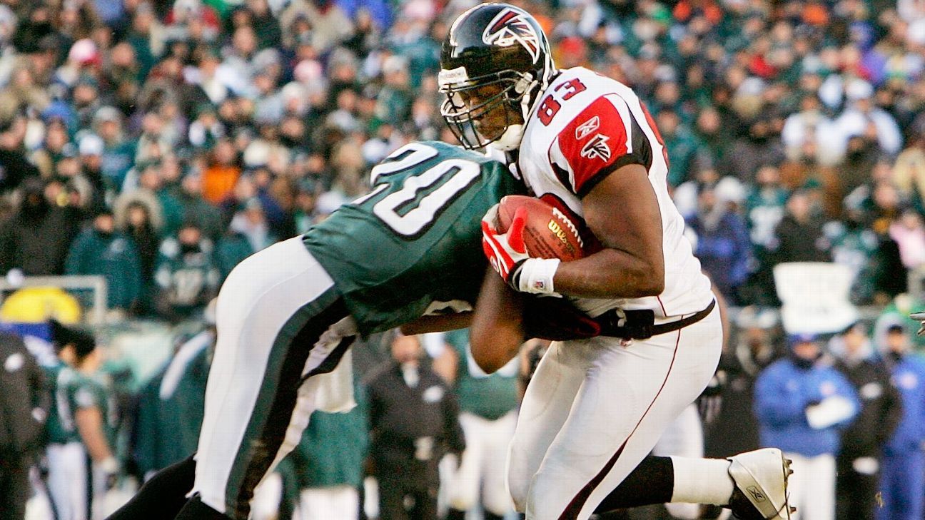 Inside the hit that defined Brian Dawkins' Hall of Fame career ...