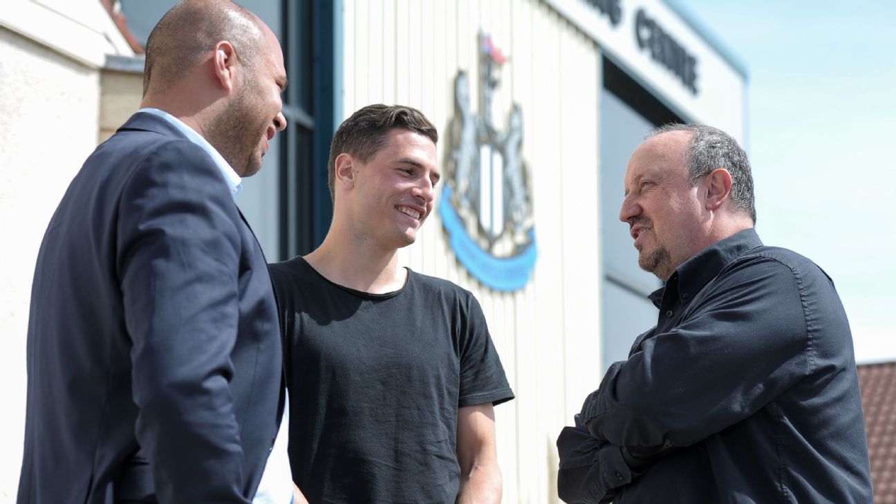 Newcastle sign Switzerland defender Fabian Schar from Deportivo La ...