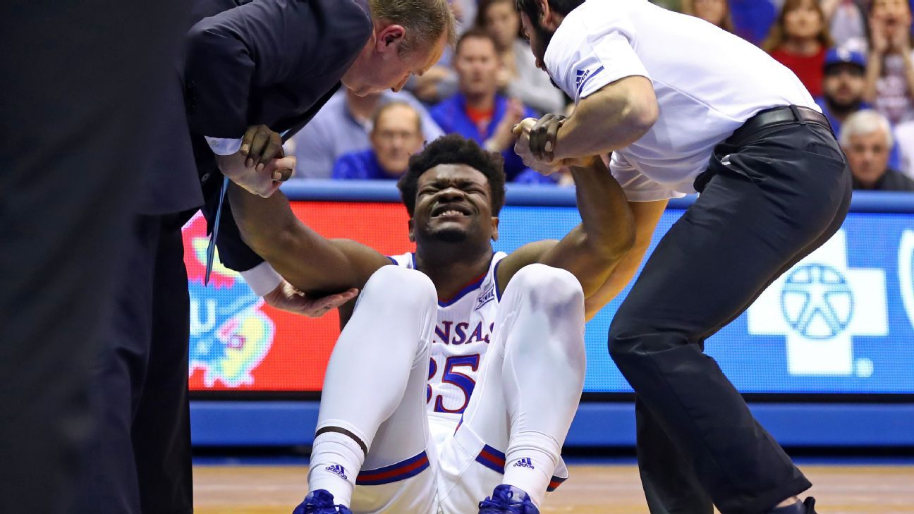 Udoka Azubuike, Kansas Jayhawks center, out indefinitely after rolling ...