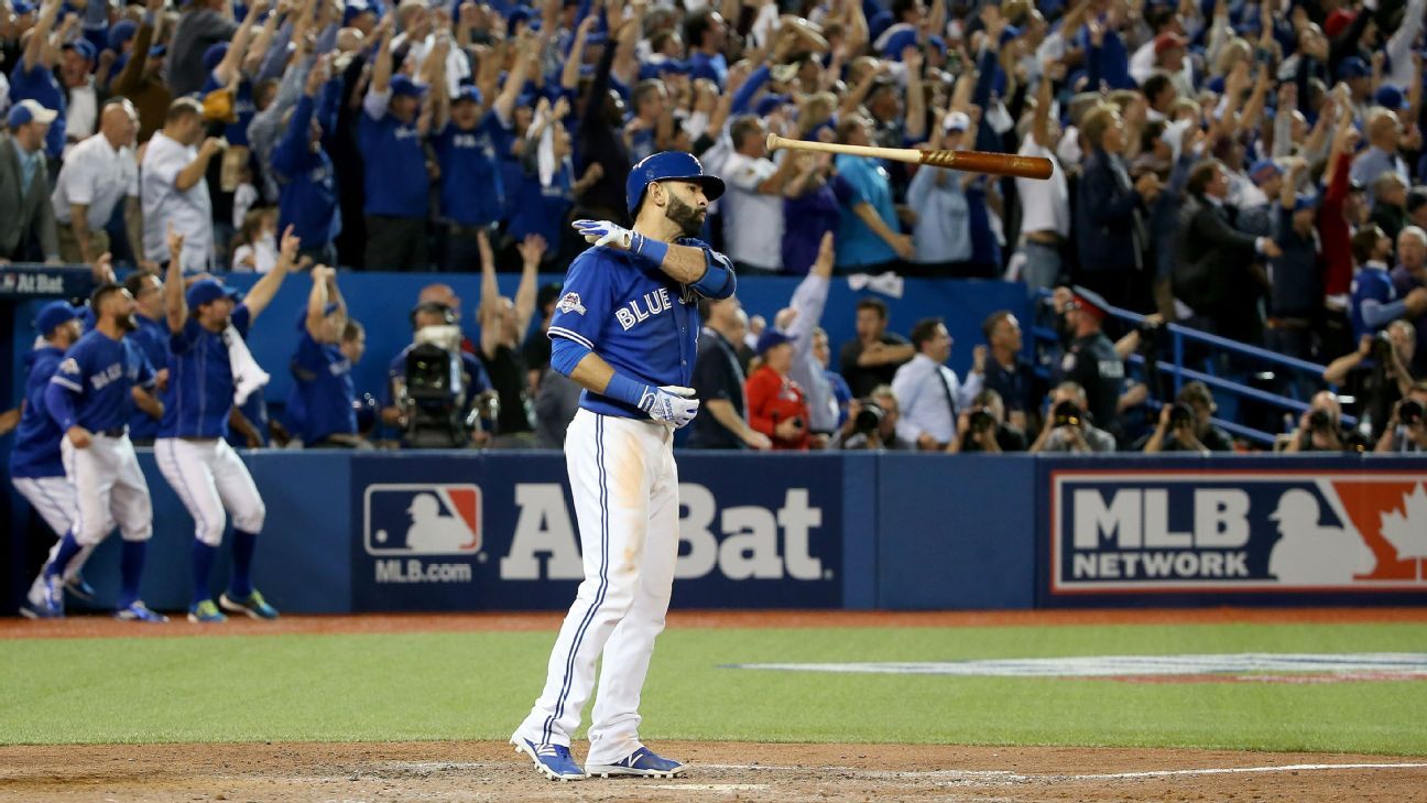 Pelota de bat flip de José Bautista se subasta en $28,252 dólares - ESPN