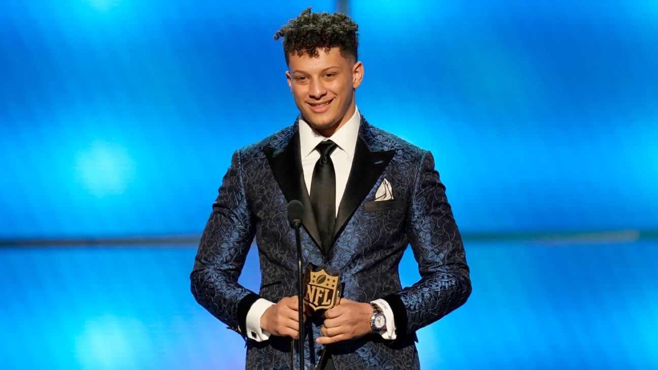 Chiefs' Patrick Mahomes named MVP, offensive player of the year - ESPN
