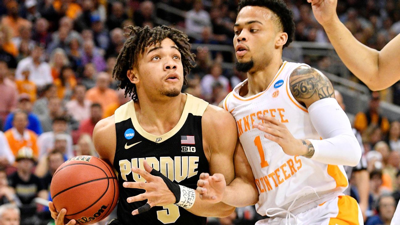 Purdue's Edwards shrugs off Curry comparisons