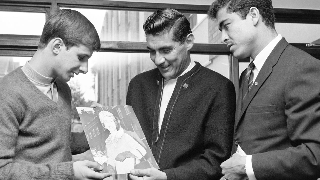 Enrique Borja, el ídolo que vio su último mundial desde la banca - ESPN