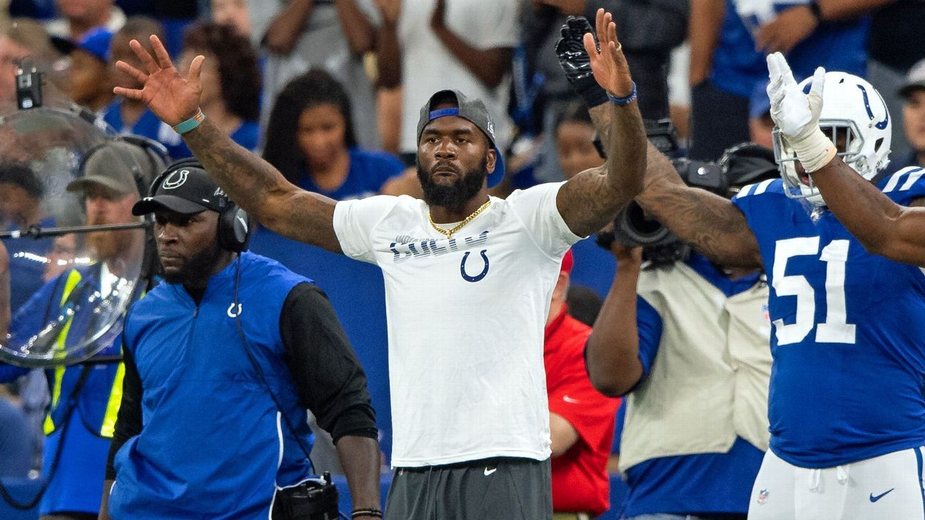 While out, Darius Leonard watched Colts games at home in uniform - ESPN ...