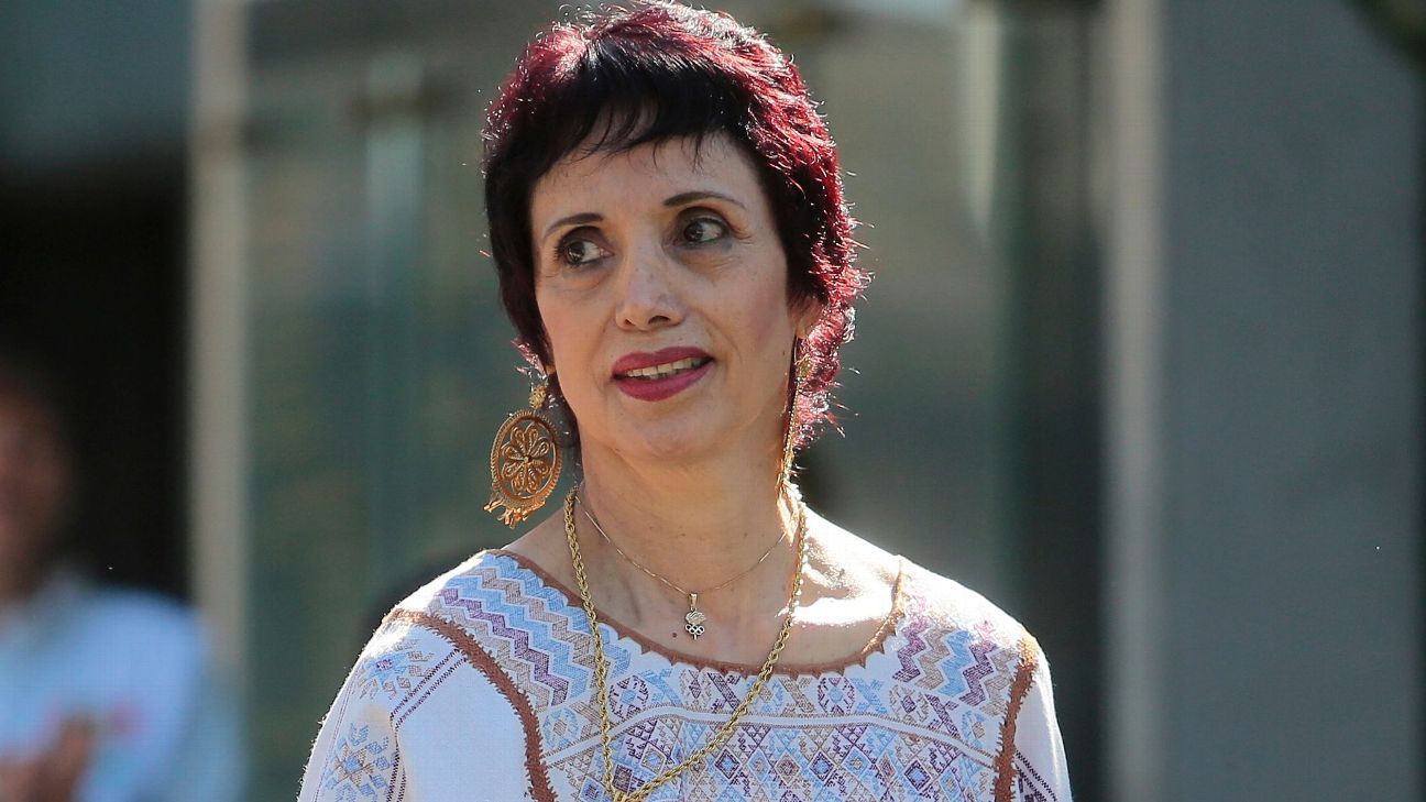 Carlos Padilla: "Queta Basilio entró al hospital por una neumonía" - ESPN