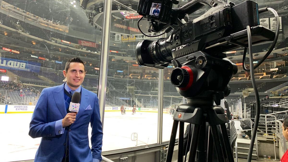 How Spanish hockey announcers translate the game - ESPN