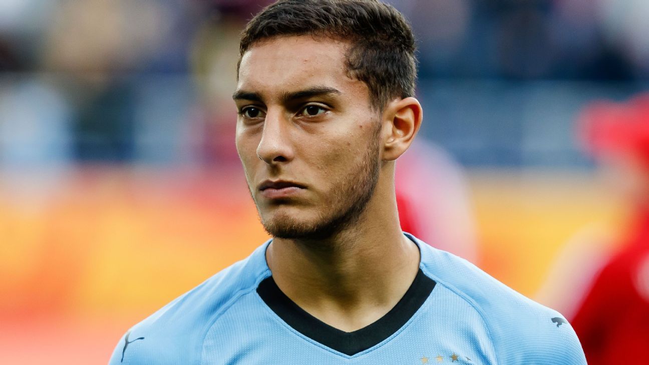 Seleccionado de Uruguay, Sebastián Cáceres, firma contrato con el ...