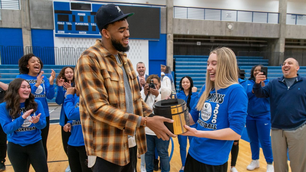 UConn commit Paige Bueckers wins Gatorade Player of the Year award - ESPN