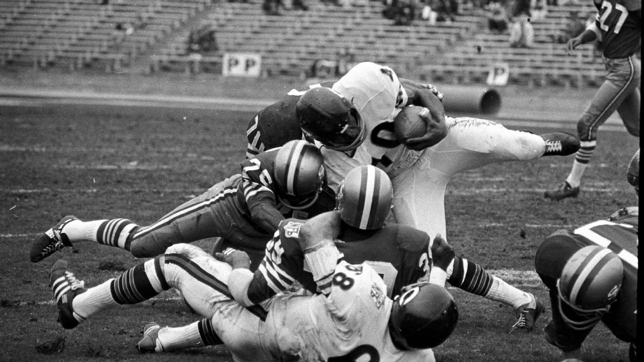 Falleció el ex safety estelar de los Chicago Bears, Roosevelt Taylor - ESPN