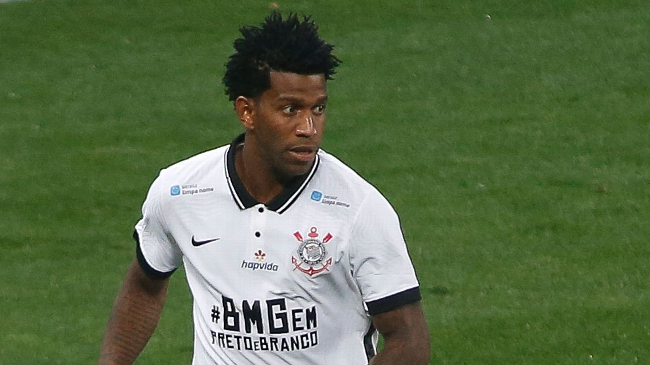 Corinthians: Gil faz desabafo na internet após ser apontado como alvo ...