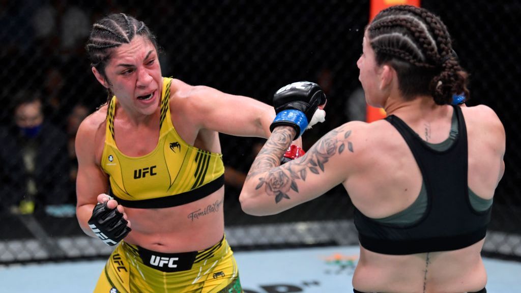 UFC: Bethe Correia mostra resistência, mas perde para Karol Rosa em ...