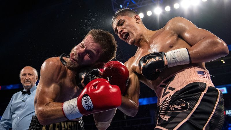 Prospecto boricua Xander Zayas domina a Dan Karpency por nocaut técnico ...