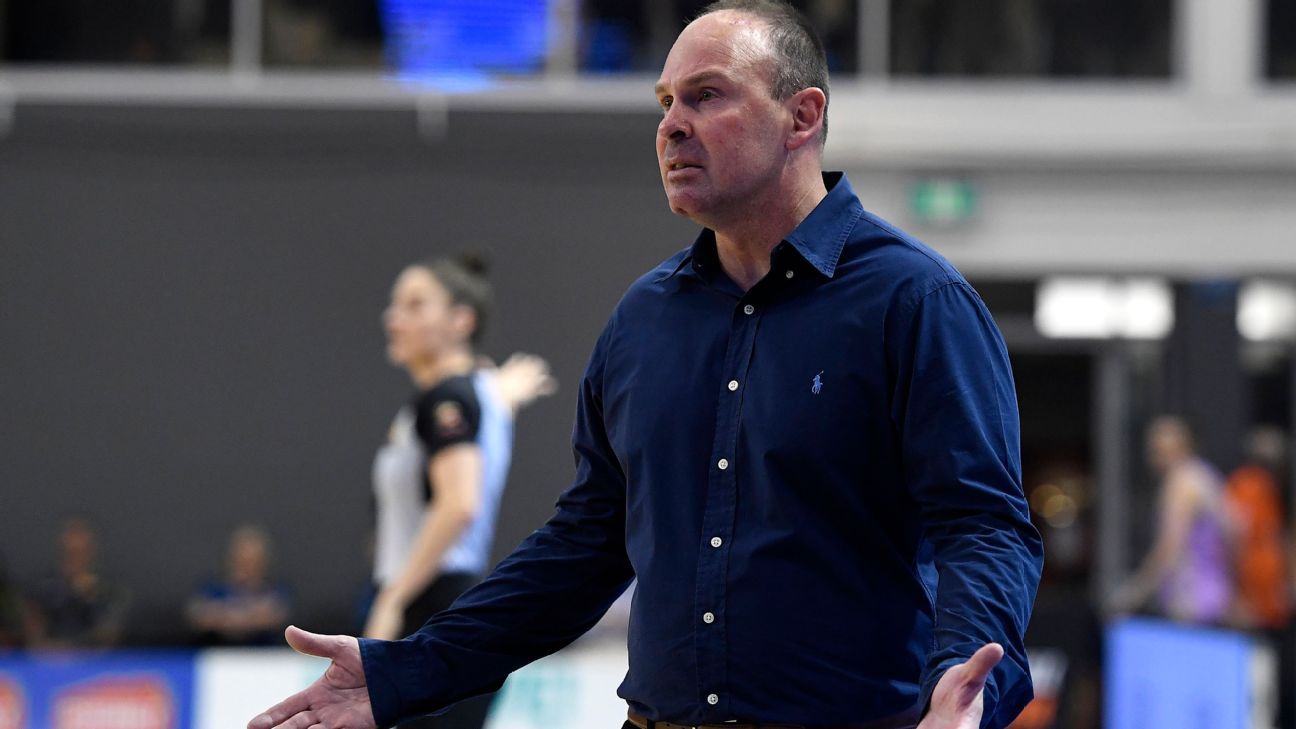 Opals coach, WNBL referee banned for insider information - ESPN