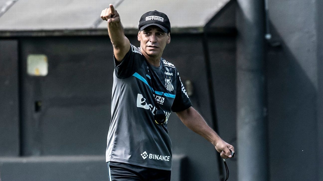 Fabián Bustos: "Ir a Santos era un desafío profesional y familiar" - ESPN