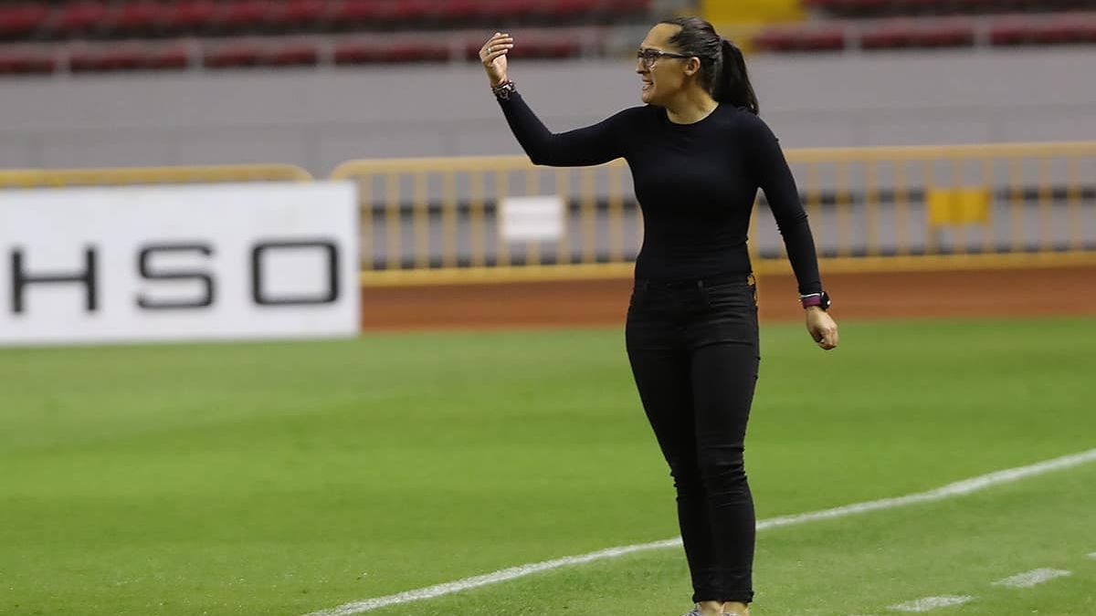 Ilusión de un nuevo Mundial llena a entrenadora de Costa Rica, Amelia ...