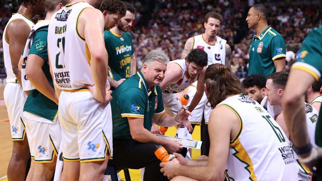 NBL Tasmania JackJumpers coach Scott Roth inks contract extension - ESPN