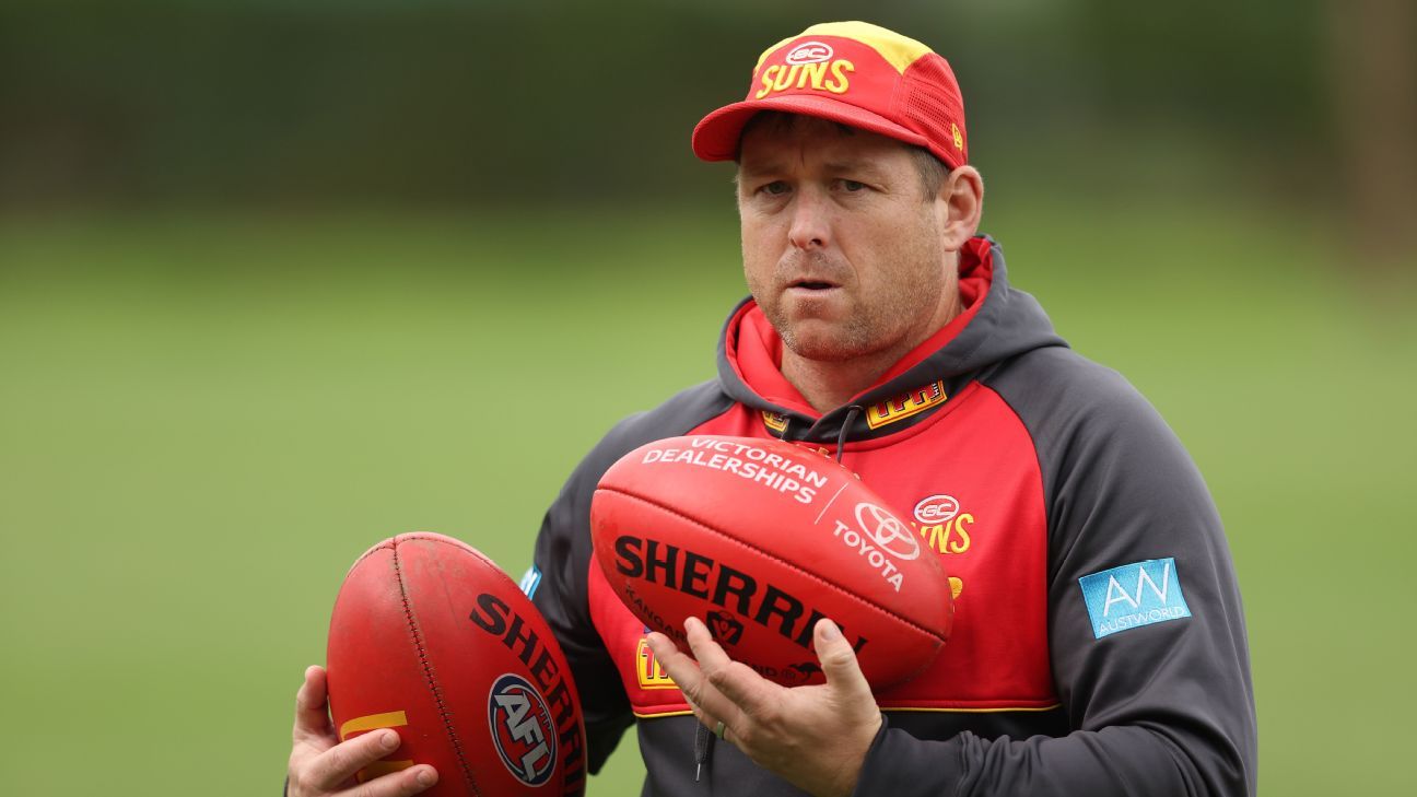 Dew scores new two-year AFL deal at Suns - ESPN