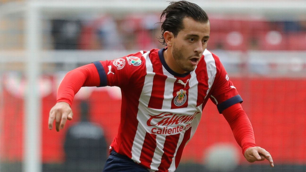 Alan Mozo nuevamente es suplente con las Chivas - ESPN