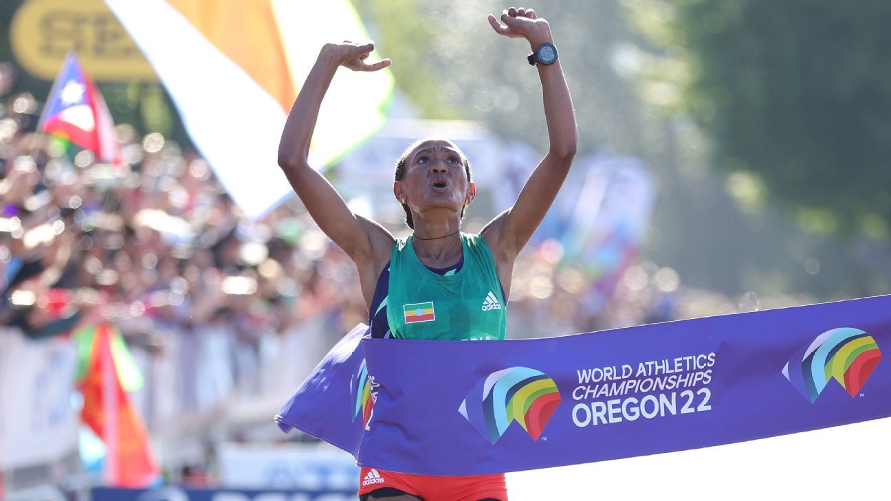 Ethiopian Gotytom Gebreslase finishes strong, wins women's marathon at ...