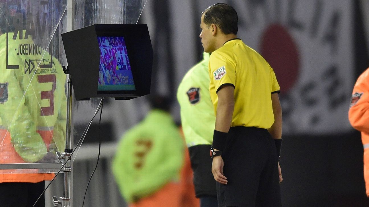 FPF anunció la implementación del VAR a partir de 2023 en la Liga 1 - ESPN