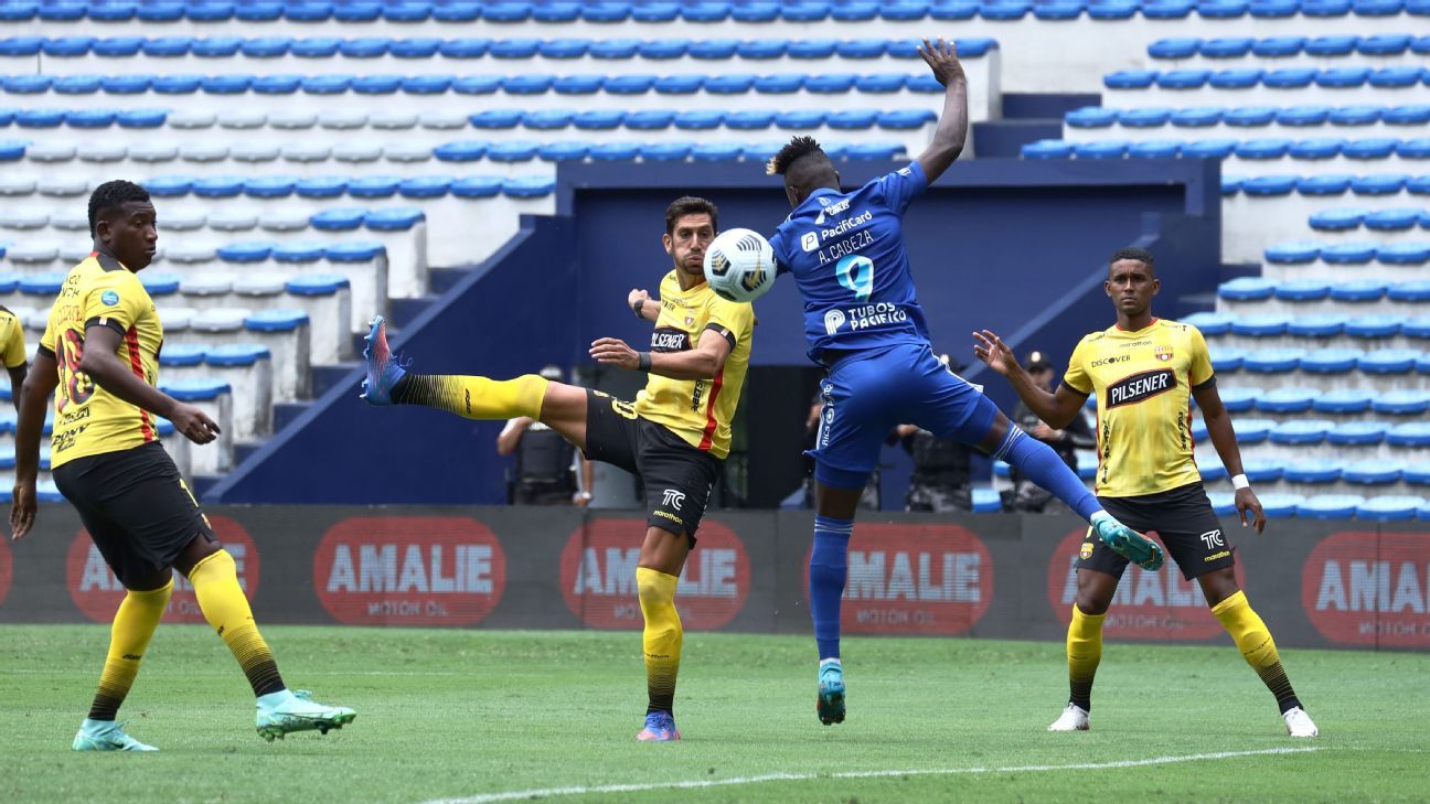 ¿Desde cuándo Barcelona no le gana a Emelec en el George Capwell por ...