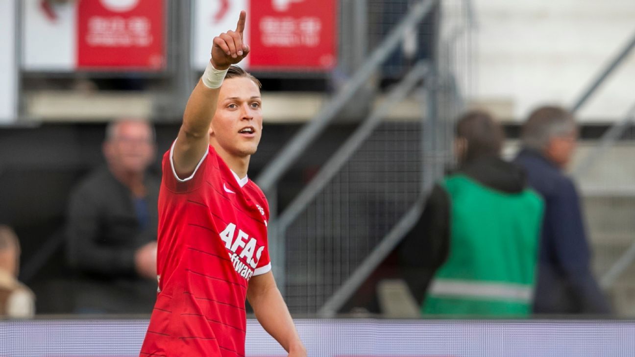 Karlsson hervat training bij AZ - ESPN