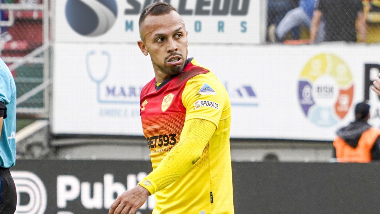 Aucas sigue líder pero podría perder más ventaja sobre sus ...