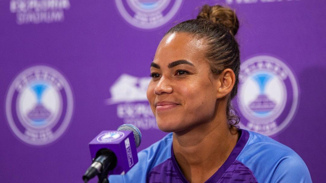 Toni Deion Pressley, la futbolista que superó el cáncer de mama - ESPN