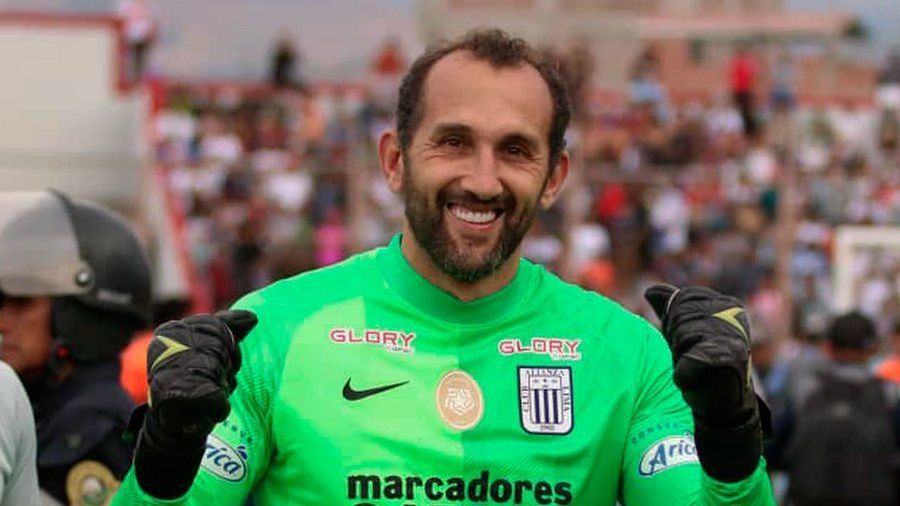 Hernán Barcos, goleador, arquero y figura excluyente del triunfazo de ...